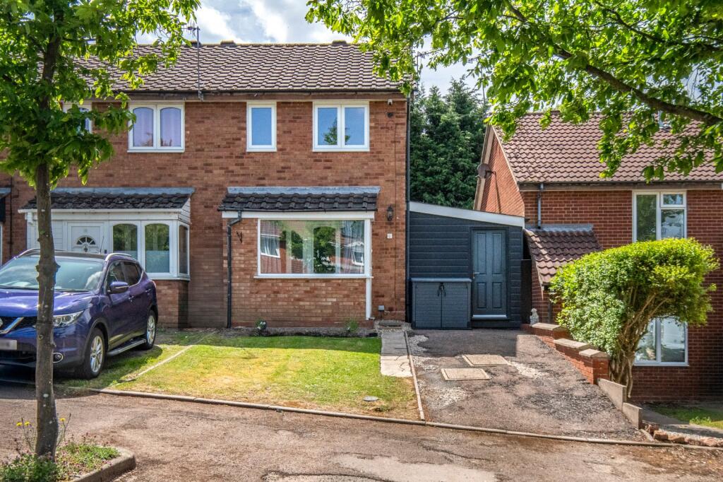2 bedroom end of terrace house for sale in Tamar Rise, Stourbridge ...