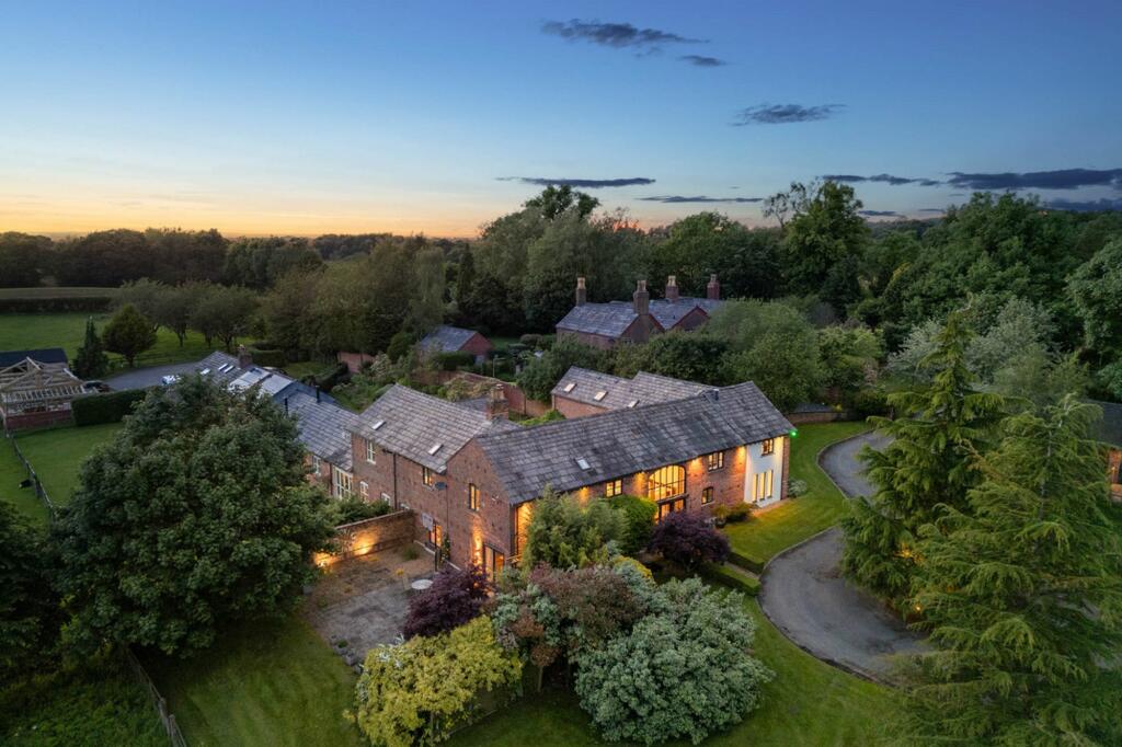 5 bedroom barn conversion for sale in Incredible over 4,000 square feet ...