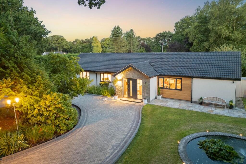 4 bedroom house for sale in High-spec Whitegate smart home with garden ...