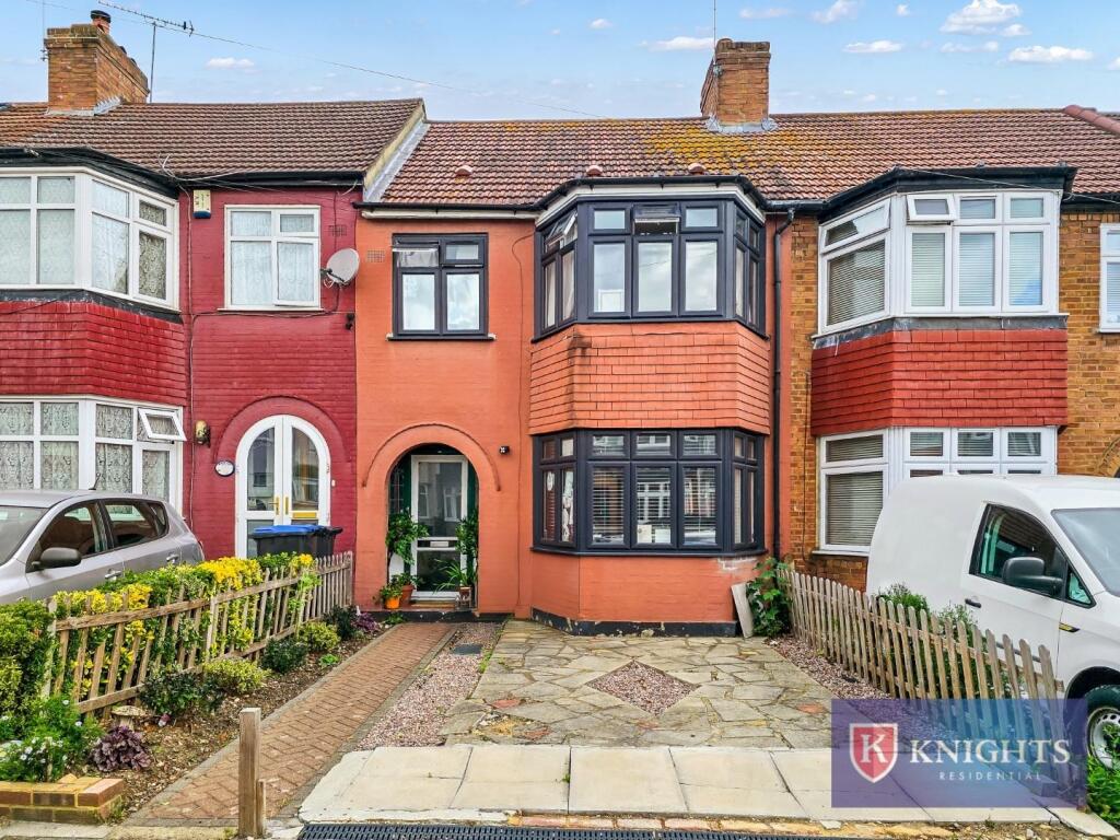 3 bedroom house for sale in Rylston Road, London, N13