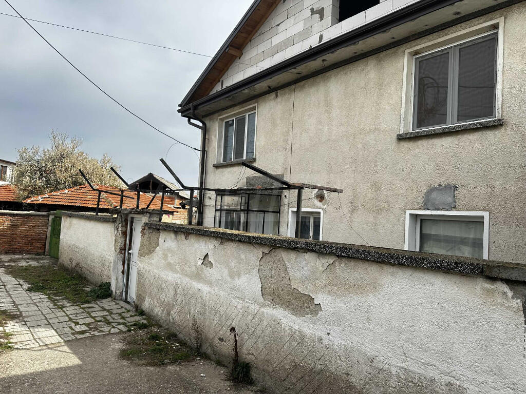 4 bedroom house for sale in Rakovski, Plovdiv, Bulgaria