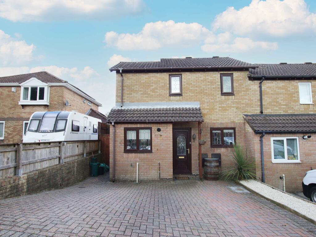 2 bedroom semi-detached house for sale in Beechwood Drive, Llantwit ...