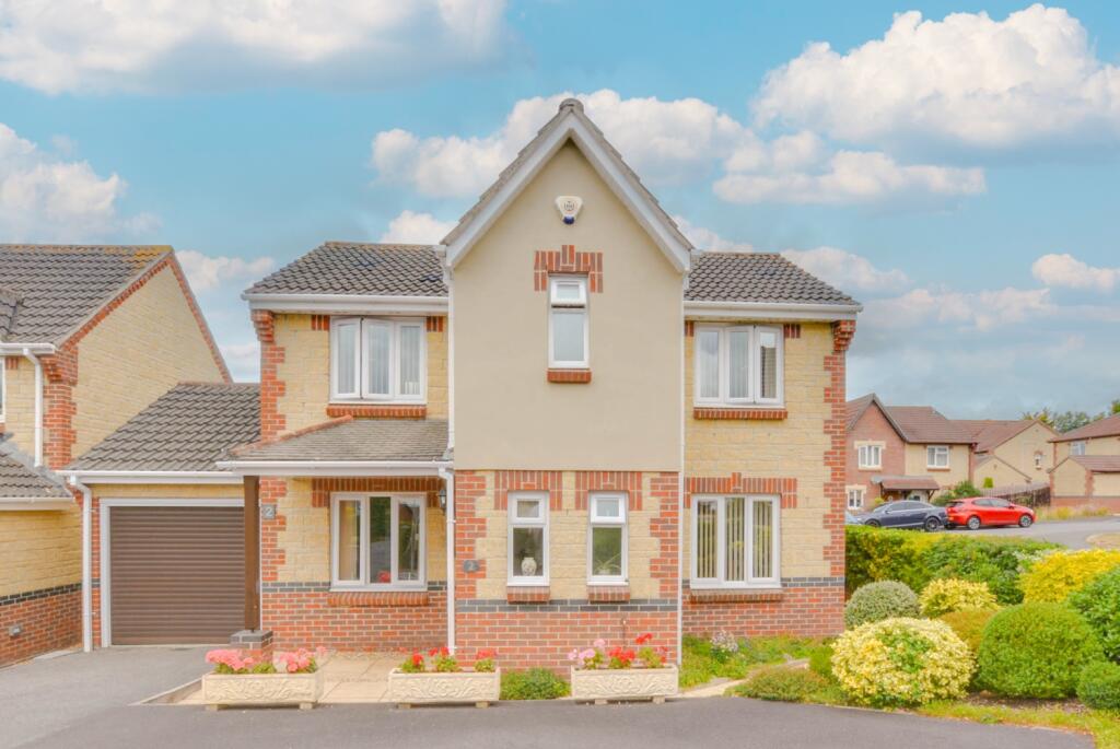 3 bedroom detached house for sale in Jasmine Way, Trowbridge, Wiltshire ...