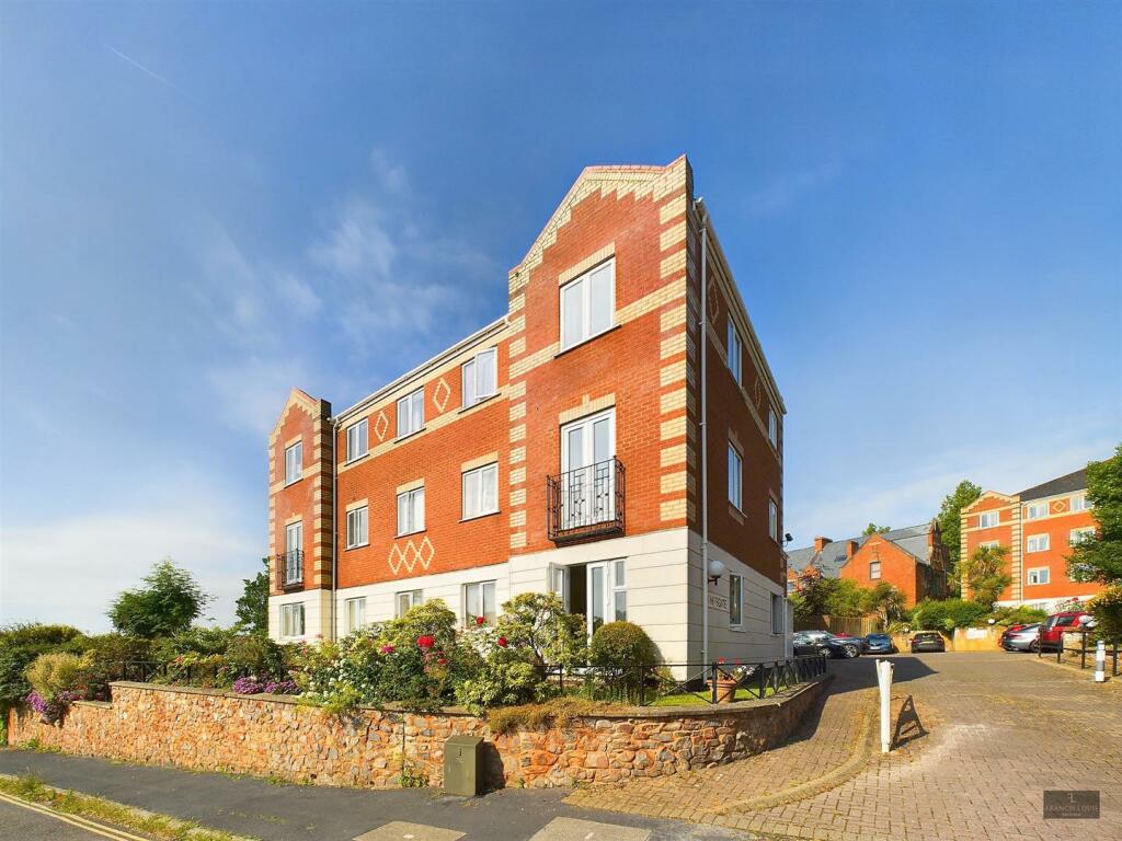 1 bedroom flat for sale in Pennsylvania Road, Exeter, EX4