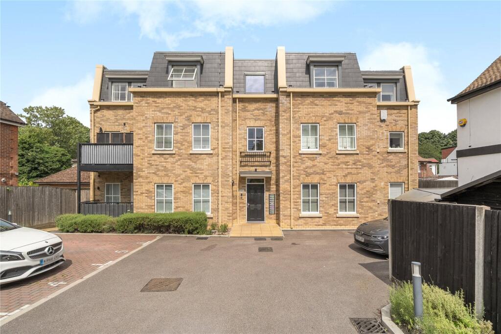 2 bedroom apartment for sale in Croydon Road, Wallington, SM6