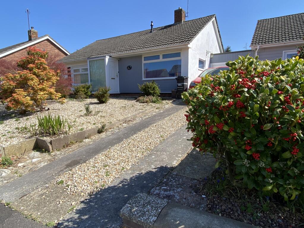 2 bedroom detached bungalow for sale in The Spinney, Taunton, TA1