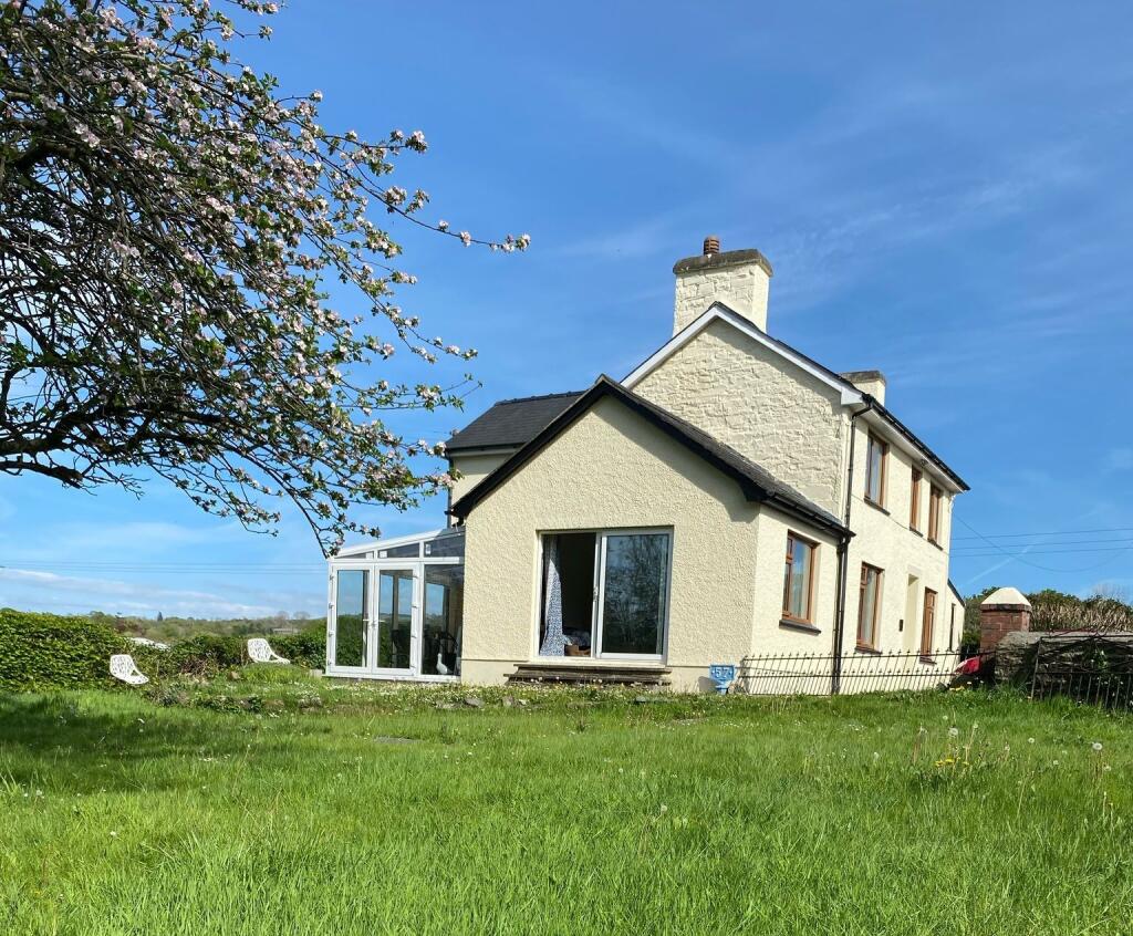 4 bedroom detached house for sale in Ciliau Aeron, Lampeter, SA48