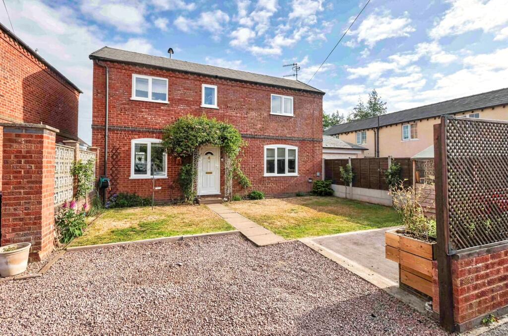 3 bedroom detached house for sale in Temeside Close, Tenbury Wells, WR15