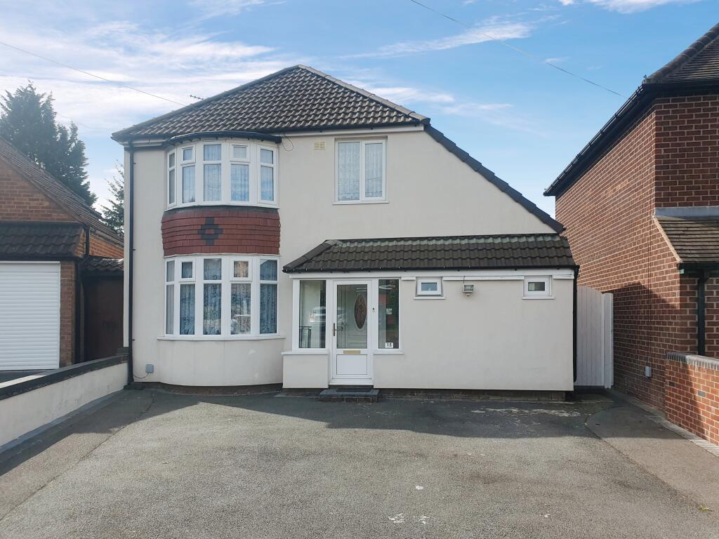 3 bedroom detached house for sale in Newburn Croft, Birmingham, B32