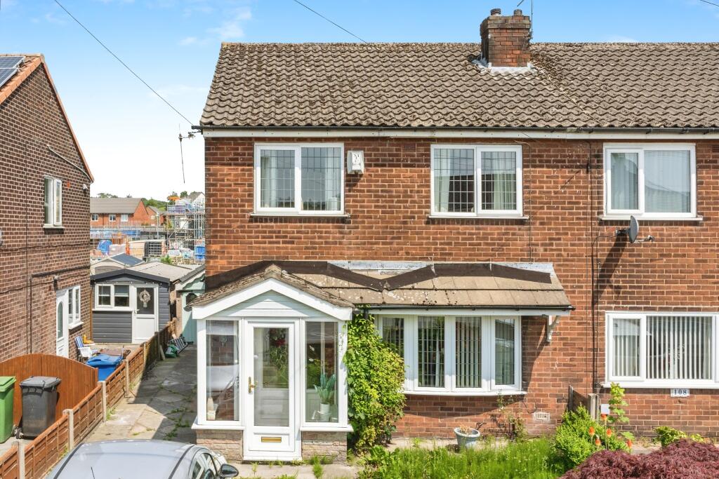 3 bedroom semi-detached house for sale in Cale Lane, Wigan, WN2