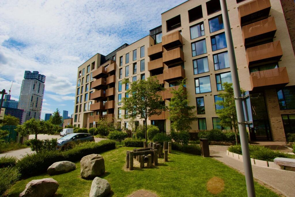 2 bedroom apartment for sale in Leyton Road, London, E15