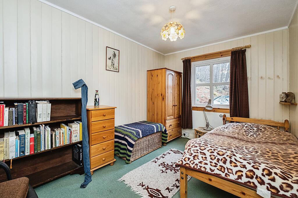 2 bedroom detached bungalow for sale in Invermoriston, Inverness, IV63