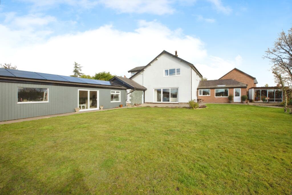 4 bedroom detached house for sale in Old Pope Lane, Whitestake, Preston ...