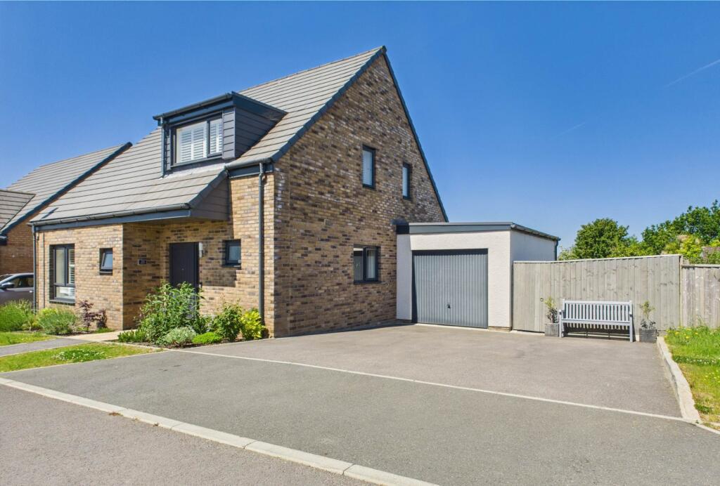 3 bedroom house for sale in Callington, PL17