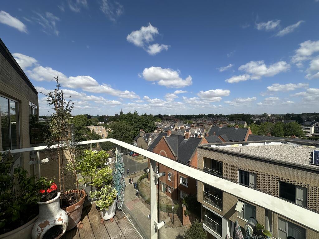 1 bedroom apartment for sale in Great Northern Road, Cambridge, CB1