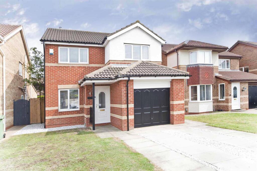 3 bedroom detached house for sale in The Links, Seaton Carew ...