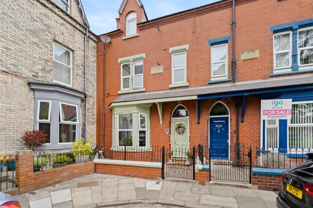 8 bedroom terraced house for sale in Park Square, Hartlepool, TS26
