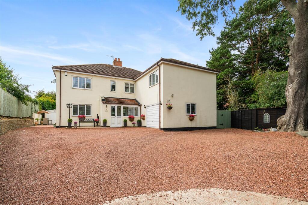 5 bedroom detached house for sale in Elwick Road, Hartlepool, TS26