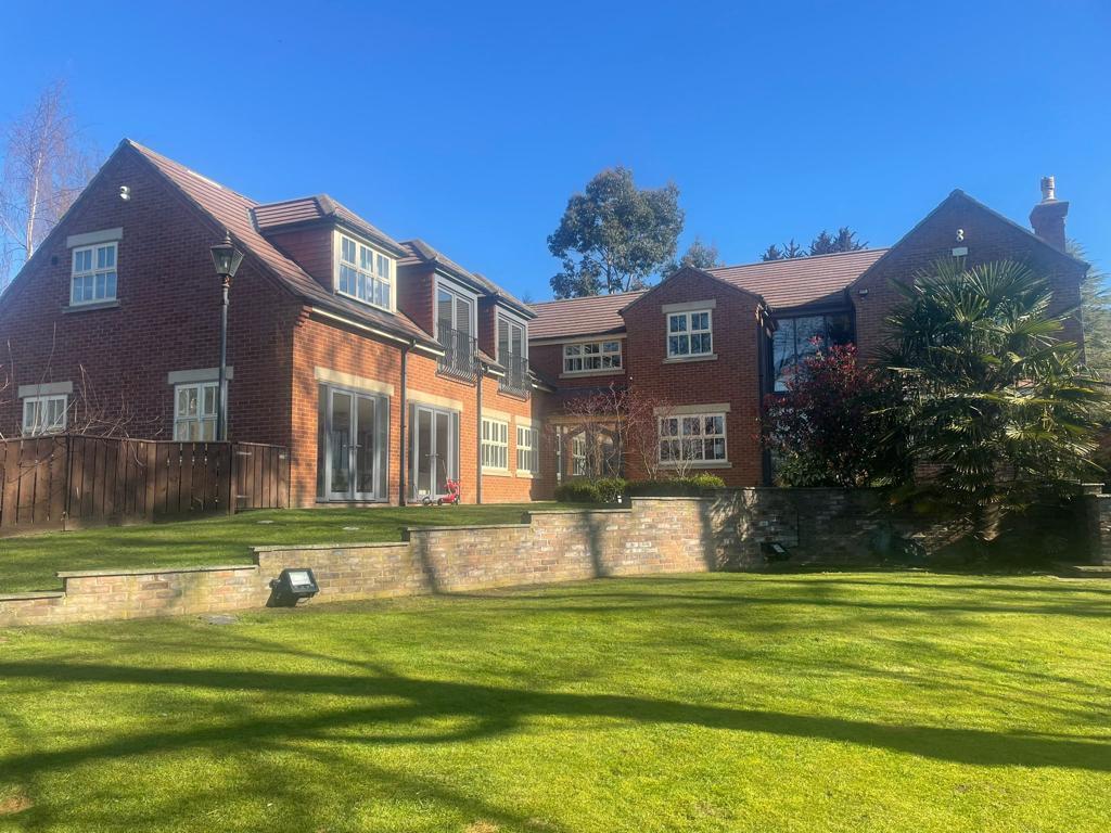 6 bedroom detached house for sale in Park Drive, Hartlepool, TS26