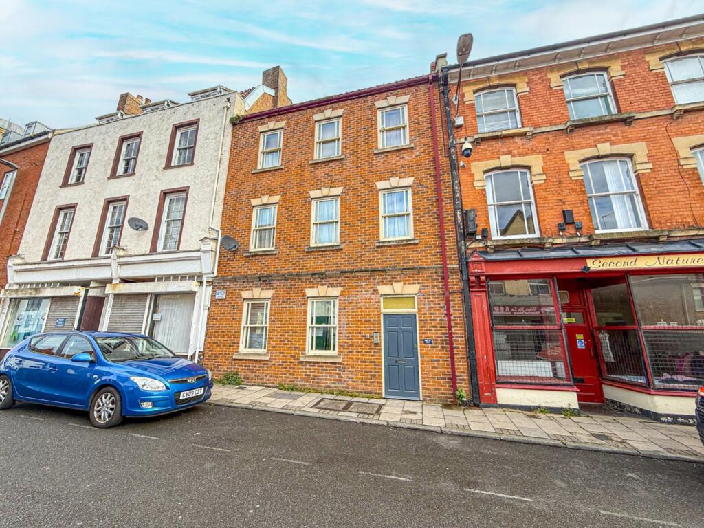 1 bedroom flat for sale in St. Mary Street, Bridgwater, Somerset, TA6 ...
