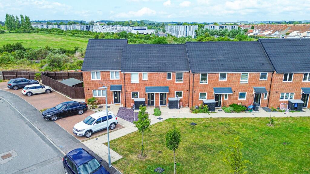 2 bedroom terraced house for sale in Old Market Road, Bridgwater ...