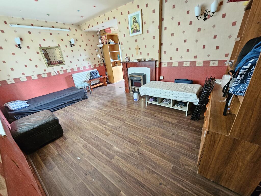 3 bedroom terraced house for sale in Button Lane, Manchester, M23