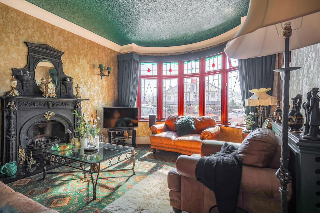 3 bedroom detached house for sale in Compstall Road, Stockport, SK6