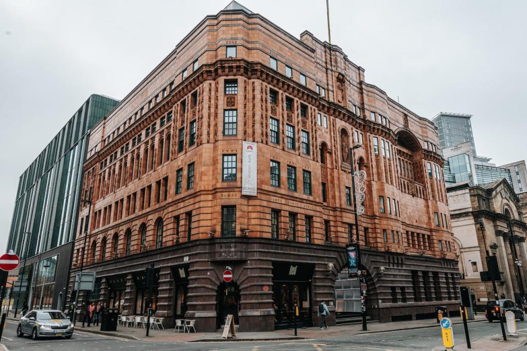 Office to lease in St. Georges House, 56 Peter Street, Manchester, M2 ...