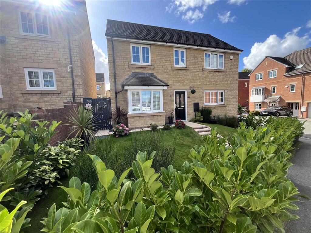 3 bedroom detached house for sale in Orchard Grove, Shield Row, Stanley ...