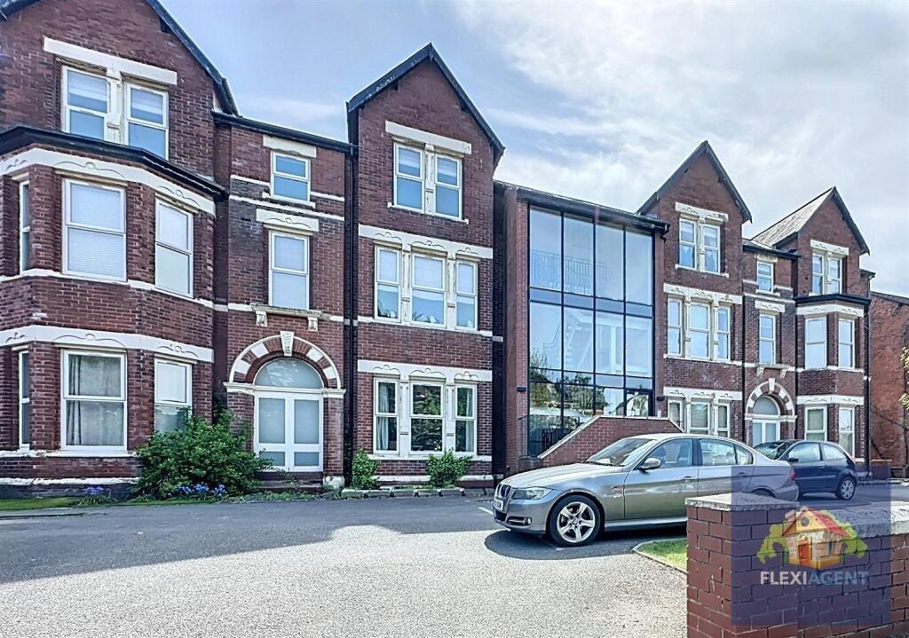2 bedroom apartment for sale in Lathom Road, Southport, Merseyside, PR9 ...