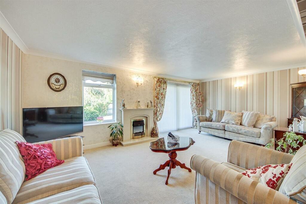 3 bedroom apartment for sale in St. Johns Court, Byron Close, Formby ...