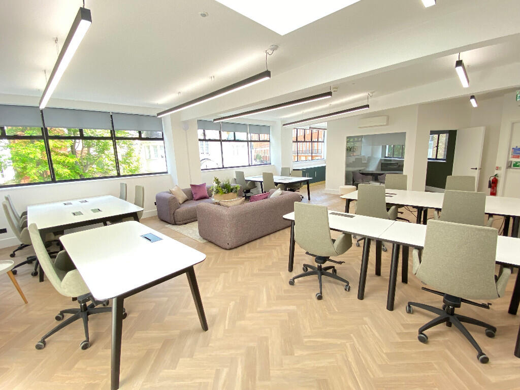 Office to lease in 20 Flaxman Terrace, London, WC1H