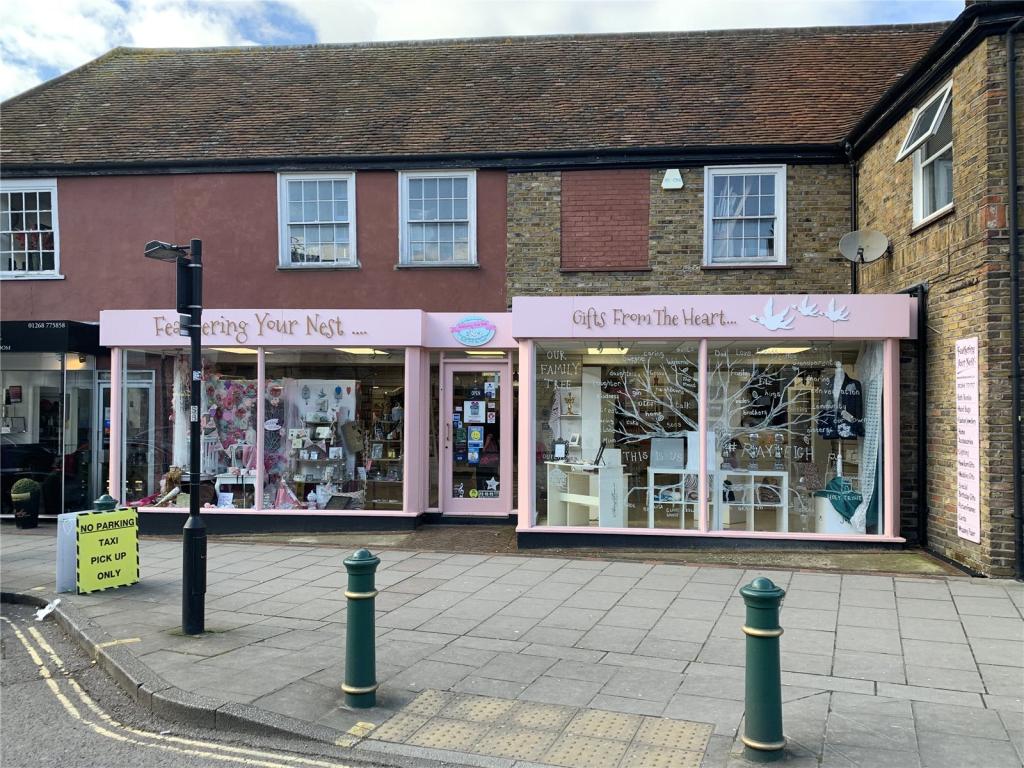 Shop to lease in High Street, Rayleigh, Essex, SS6