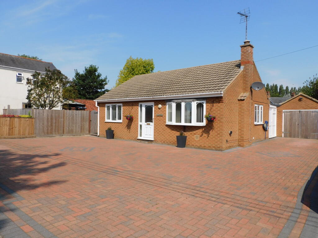 2 bedroom detached bungalow for sale in Main Road, Holbeach Drove, PE12