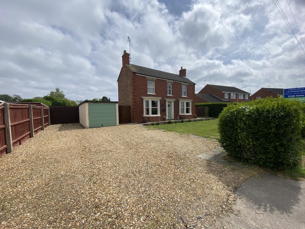 4 bedroom detached house for sale in Eastgate, Fleet Hargate, PE12