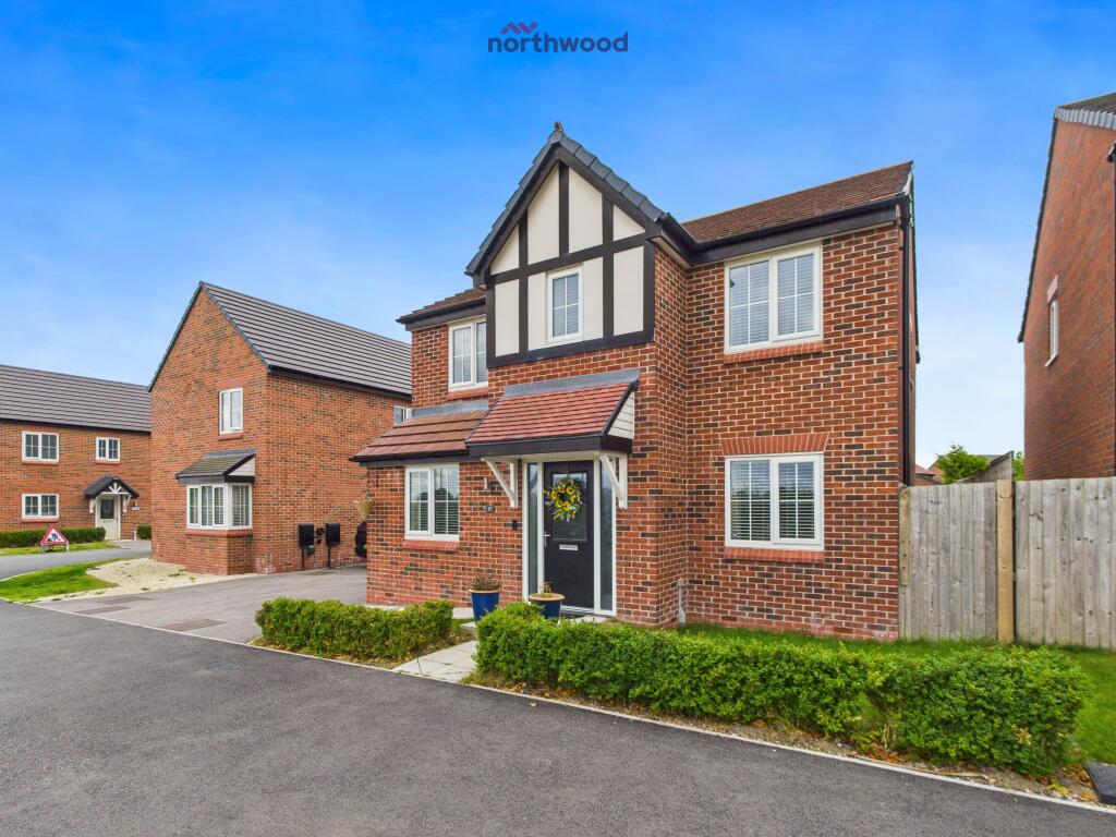 4 bedroom detached house for sale in Parker Court, Wrexham, Wrexham, LL12