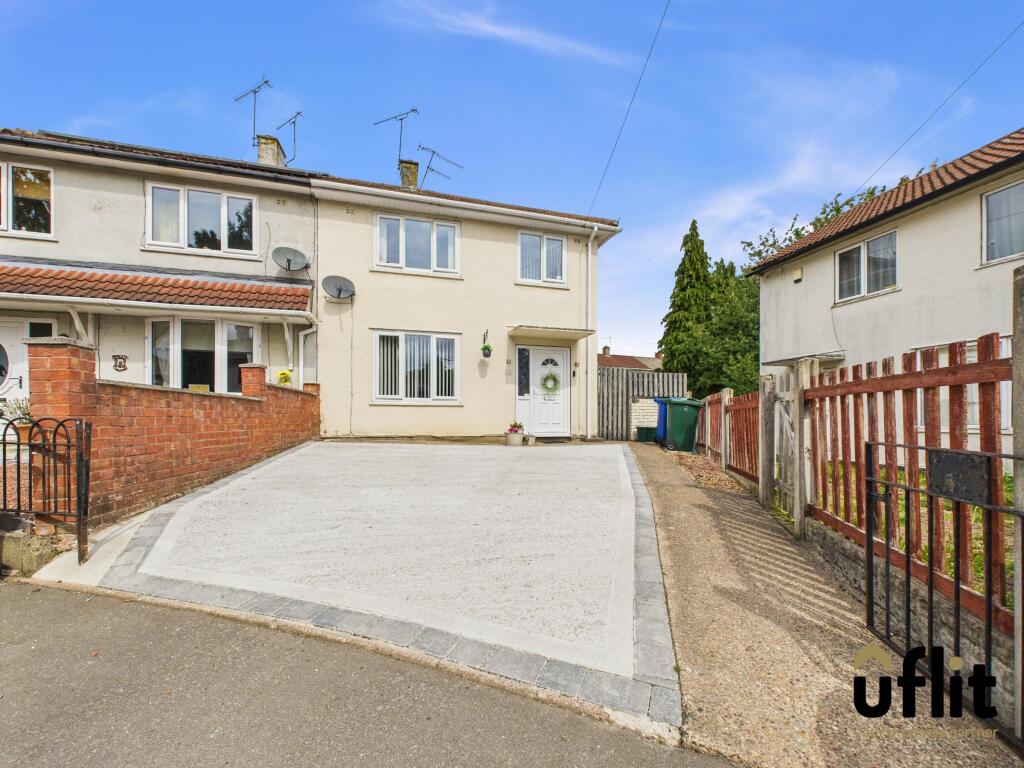 3 bedroom semi-detached house for sale in Poplar Grove, Conisbrough ...