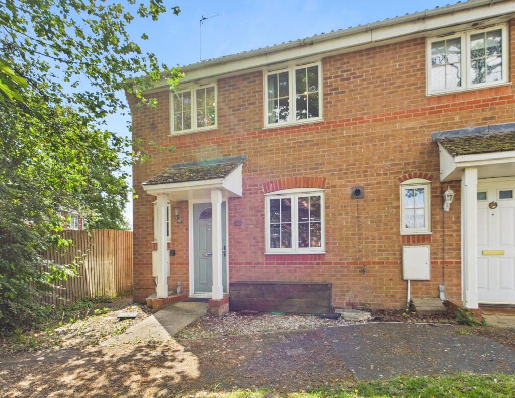 2 bedroom semi-detached house for sale in Rayner Drive, Arborfield ...
