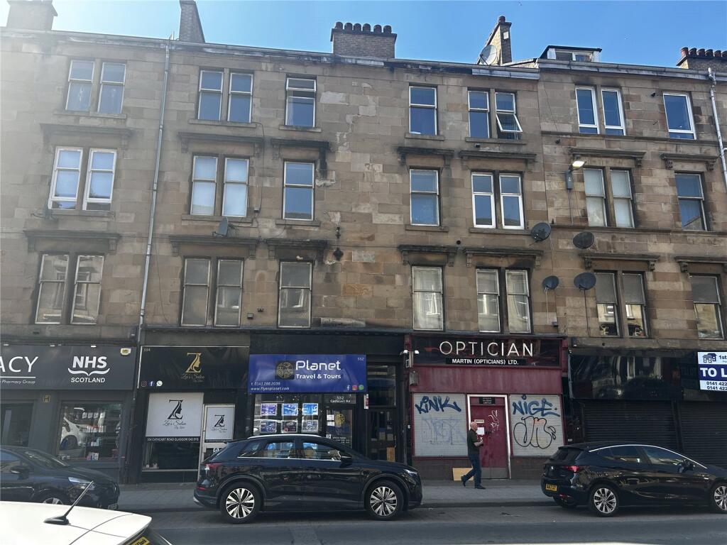 2 bedroom apartment for sale in Cathcart Road, Glasgow, G42