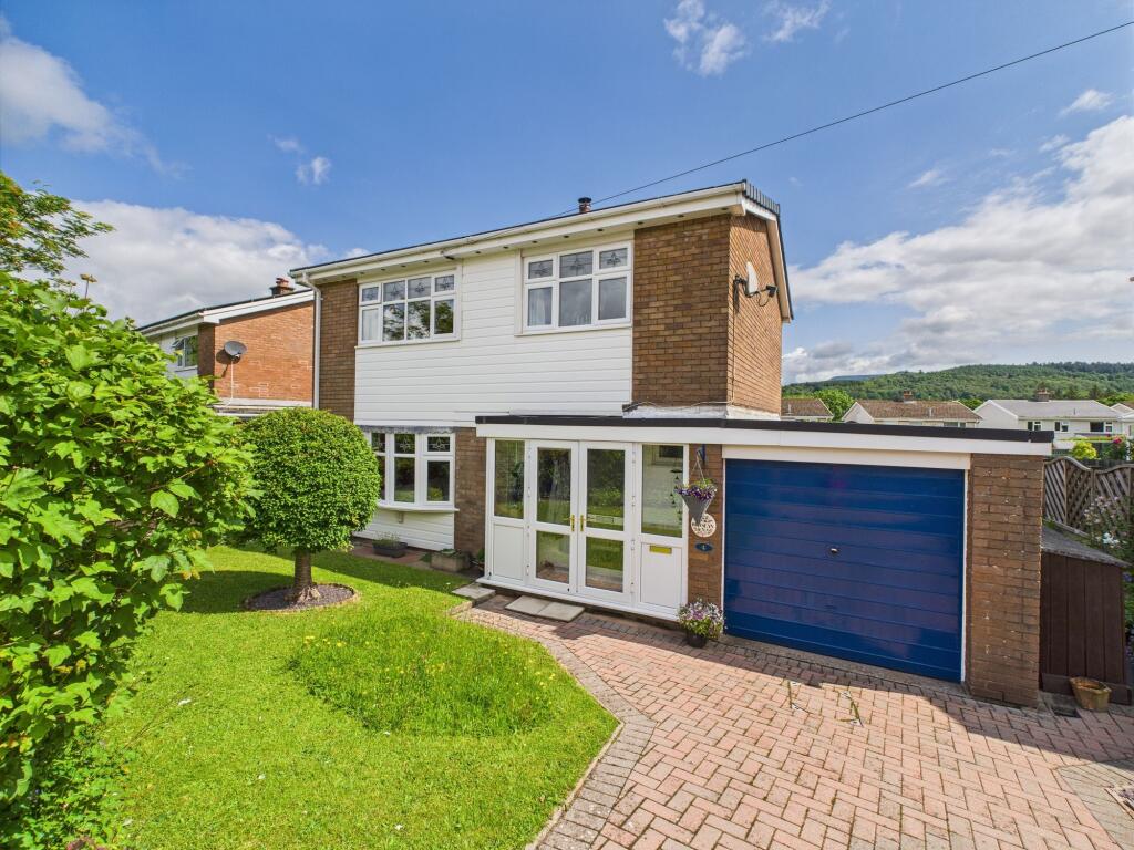 3 bedroom detached house for sale in Bryn Celyn Way, Llangynidr, NP8