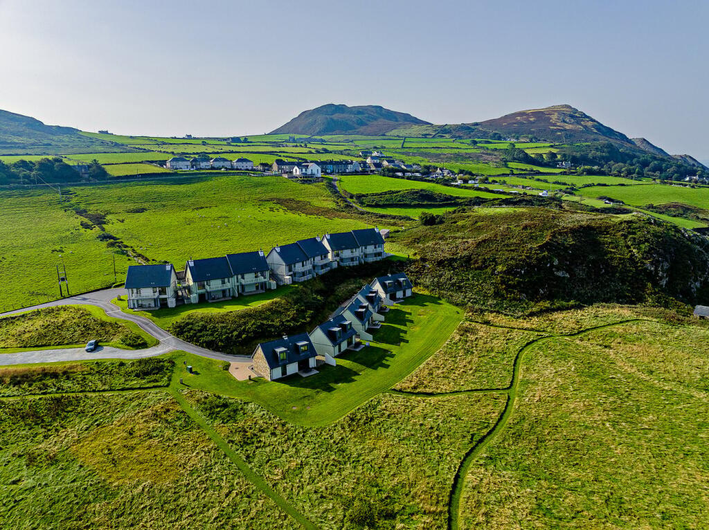 2 bedroom apartment for sale in Plas Pistyll, Pistyll, Pwllheli, LL53