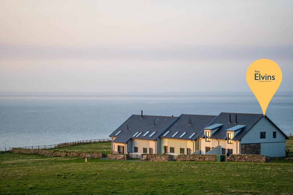 2 bedroom end of terrace house for sale in Plas Pistyll, Pistyll ...