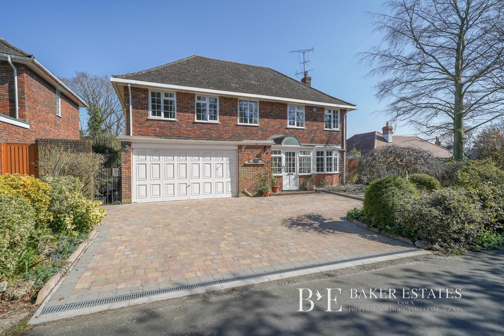 5 bedroom detached house for sale in Arbour Lane, Wickham Bishops, CM8