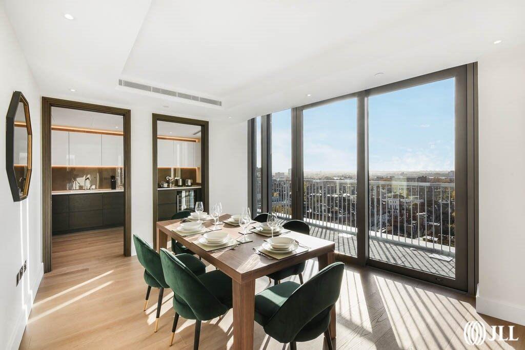 3 bedroom penthouse for sale in Warwick Lane London W14