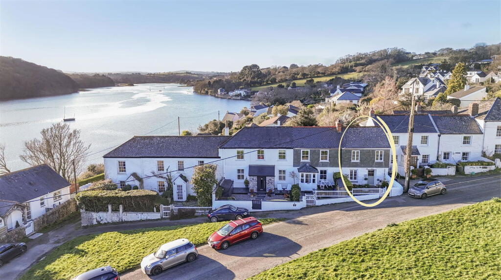 3 bedroom terraced house for sale in Point Green, Devoran, TR3