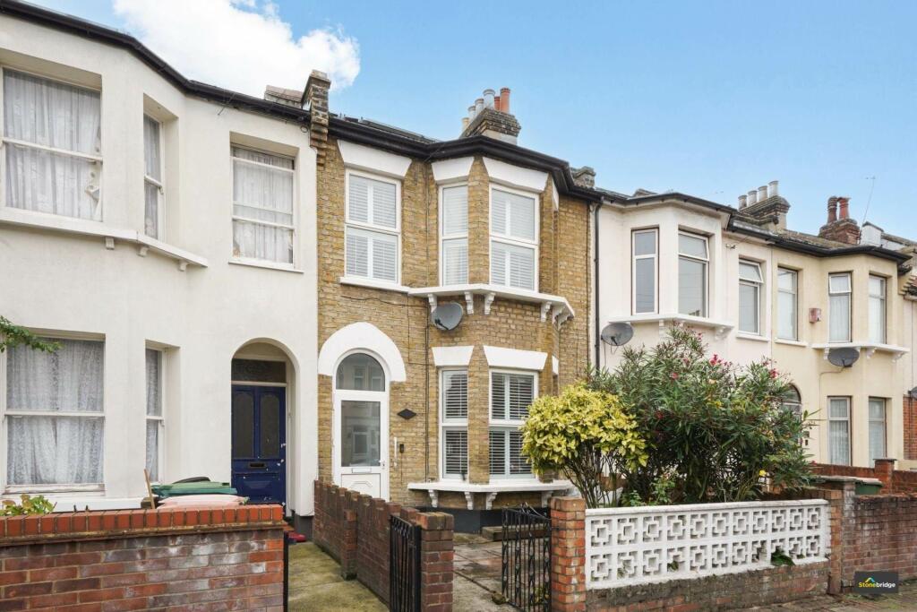 3 bedroom terraced house for sale in Cecil Road, London, E13 0LR, E13