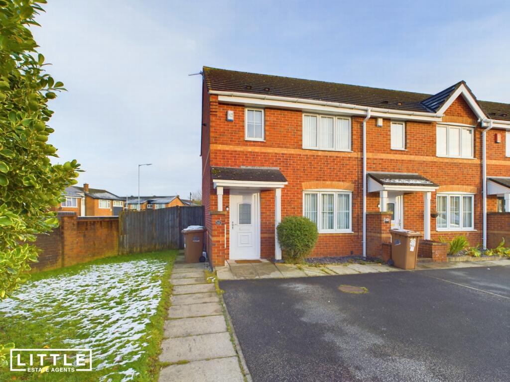 3 bedroom mews property for sale in Horsey Mere Gardens, St. Helens, WA9