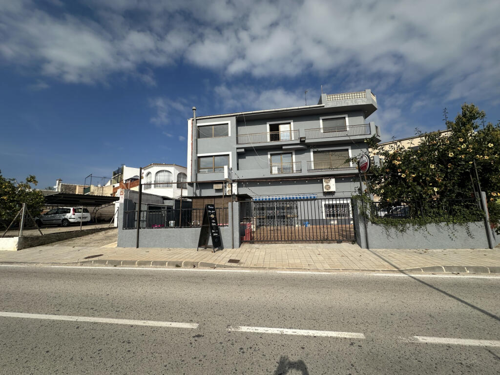 Commercial property for sale in Valencia, Alicante, Tormos, Spain