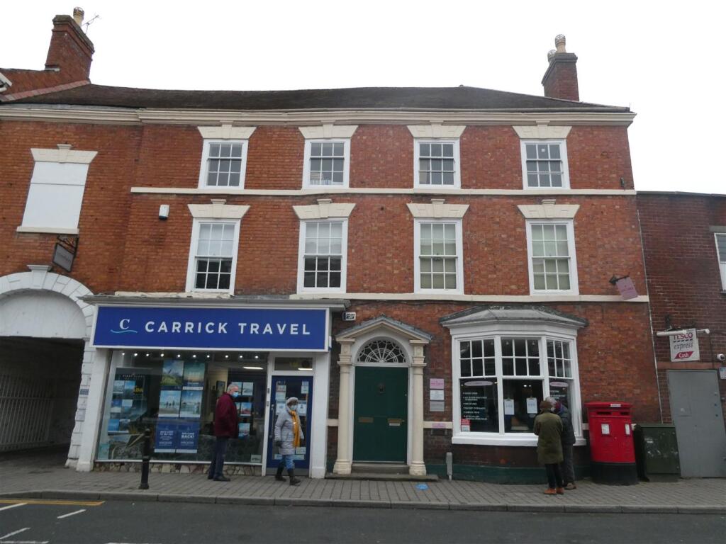 Office to lease in The Courtyard, 19 High Street, Pershore, WR10