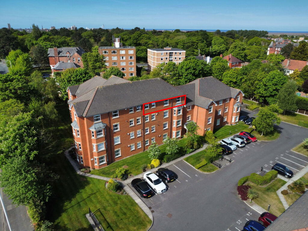 2 bedroom flat for sale in Darwin Court, Churchtown, Southport, PR9